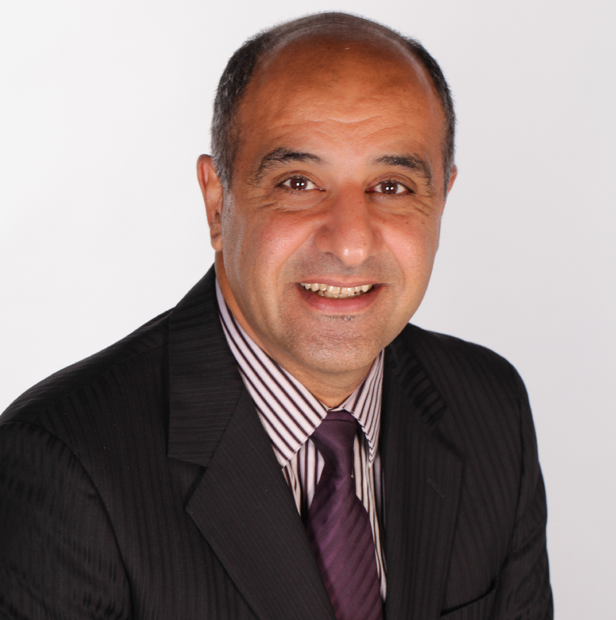 Ali Madani - Implants Conférence